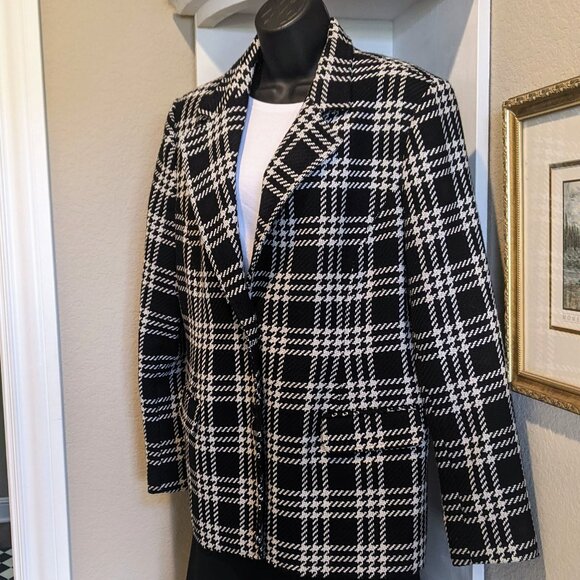 Chadwicks | Jackets & Coats | Chadwicks Plaid Black And White Blazer Sz ...